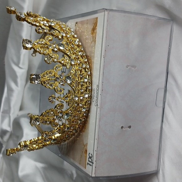 David Tutera | Accessories | Crown | Poshmark